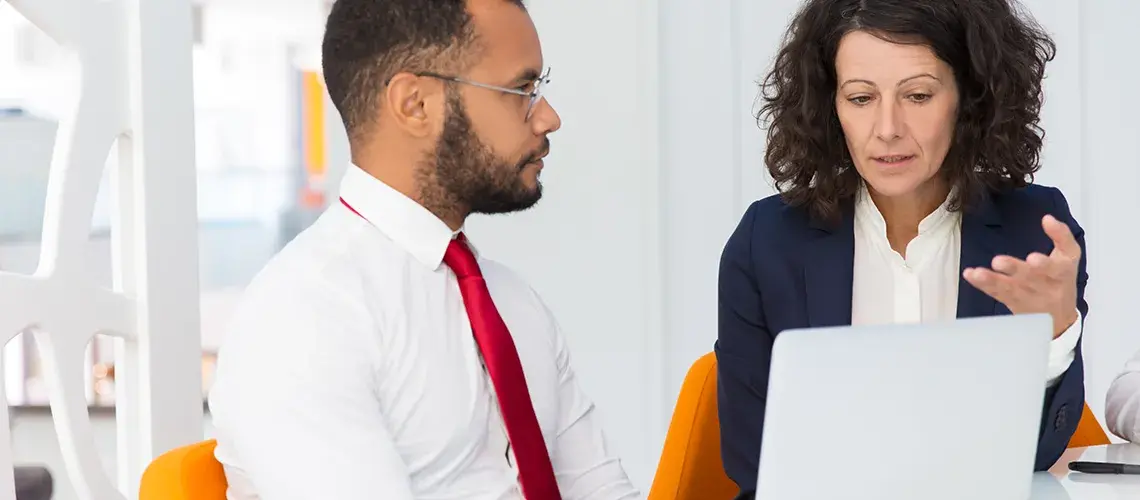 Devenir conseiller en insertion professionnelle : Guide et Conseils Devenir conseiller en insertion professionnelle : Guide et Conseils